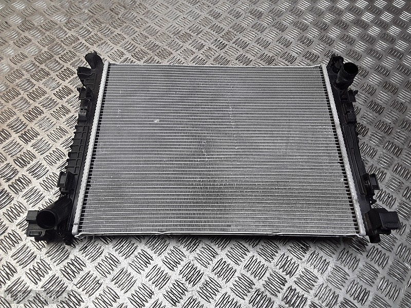 DACIA SANDERO 2023 RADIADOR GASOLINA REFRIGERACIÓN AGUA 1000 GASOLINA ...